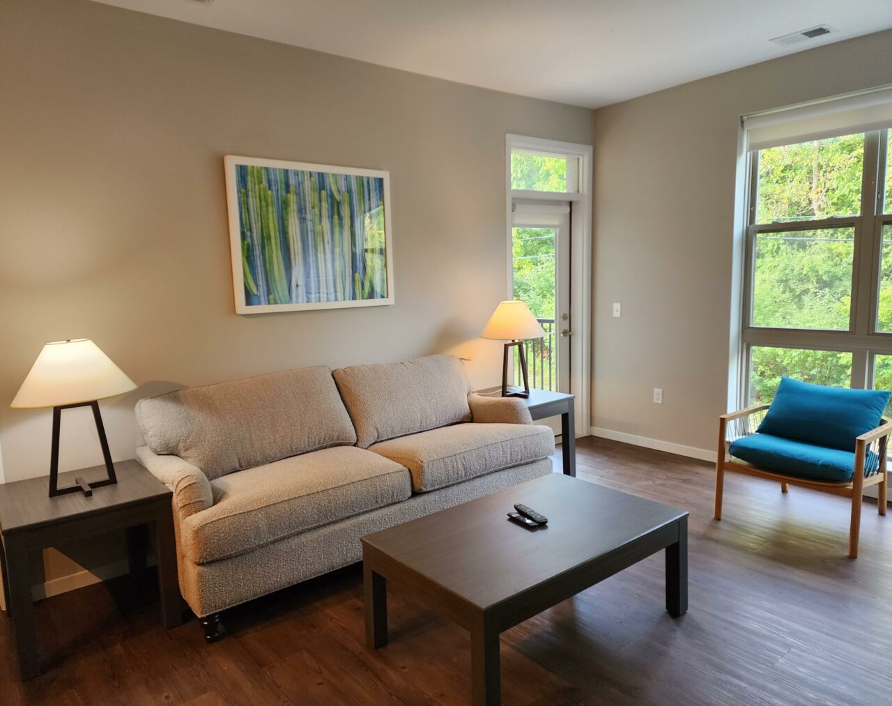 Furnished Suites - Beztak